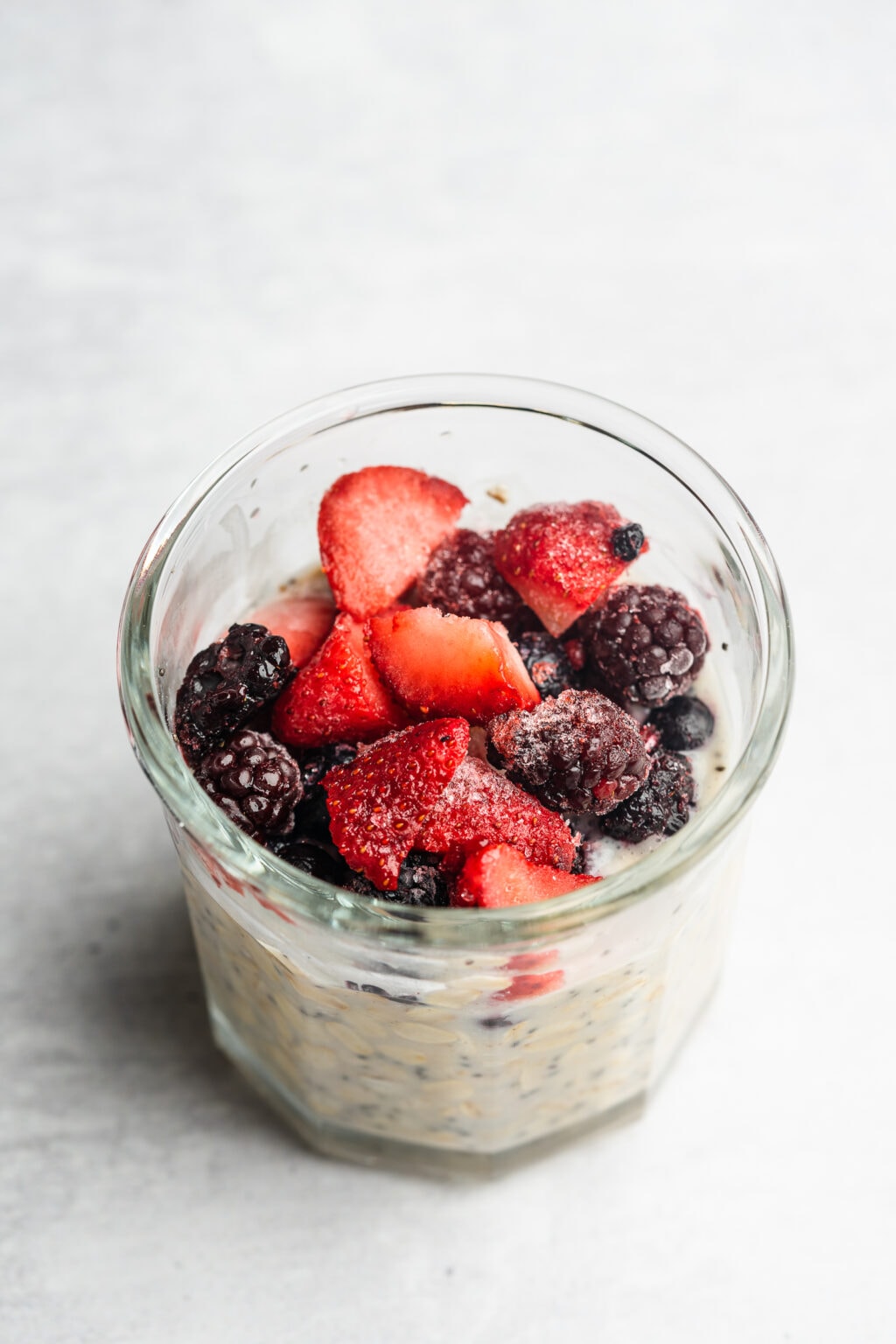 Overnight Oats with Frozen Fruit - Liv Vegan Strong