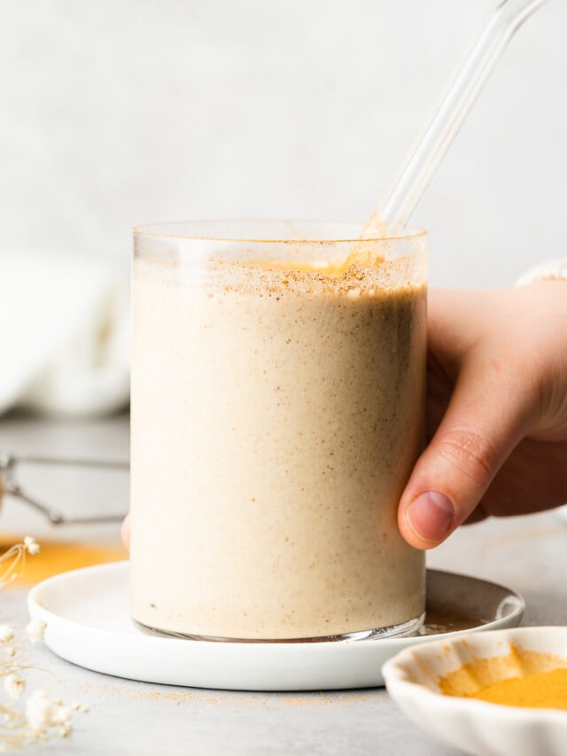 Strawberry Almond Milk Smoothie - Liv Vegan Strong