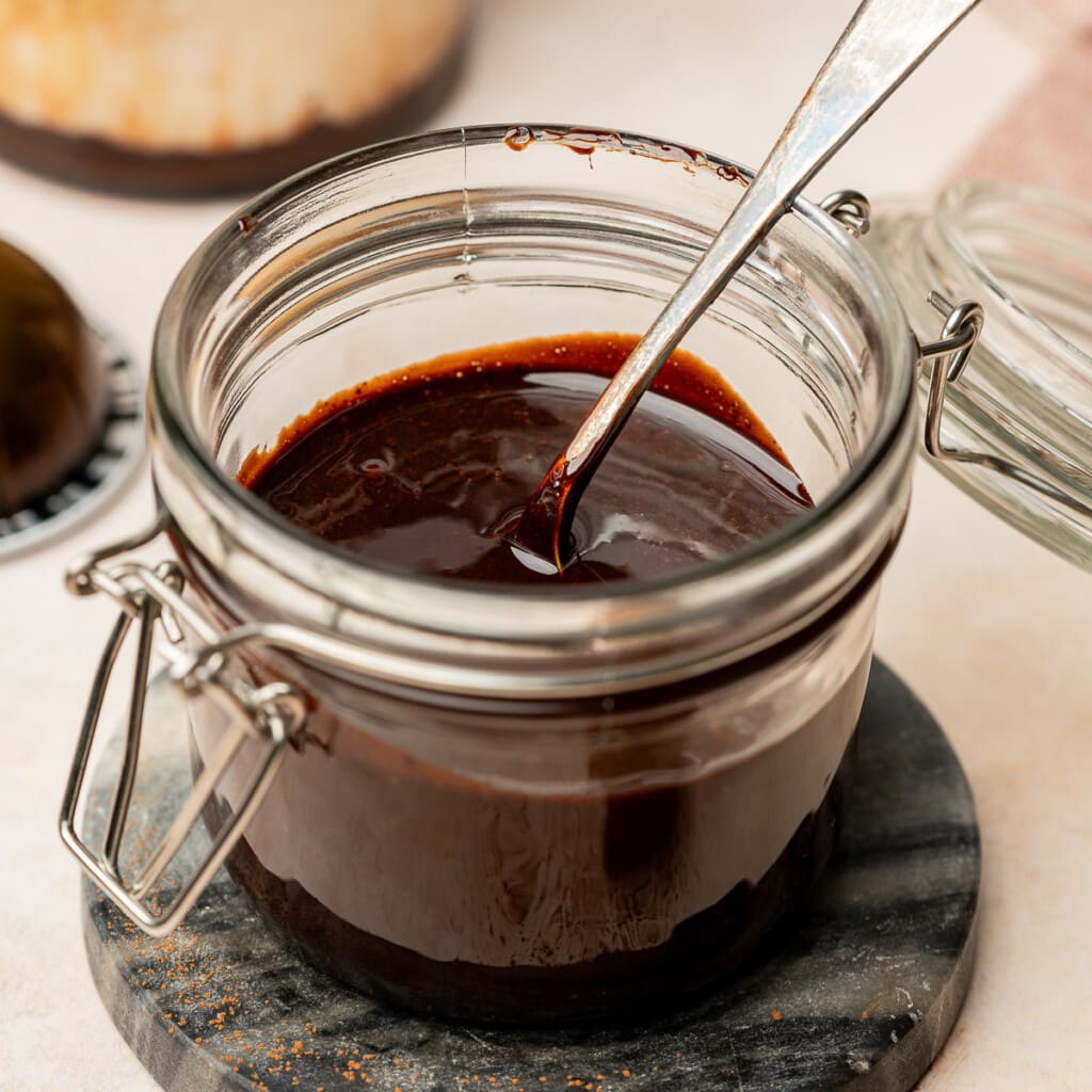 Chocolate Syrup for Coffee (Homemade Vegan Mocha Sauce) - Liv Vegan Strong