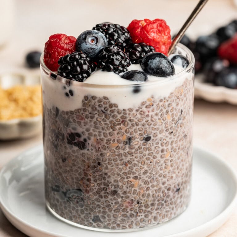 Berry Chia Pudding - Liv Vegan Strong