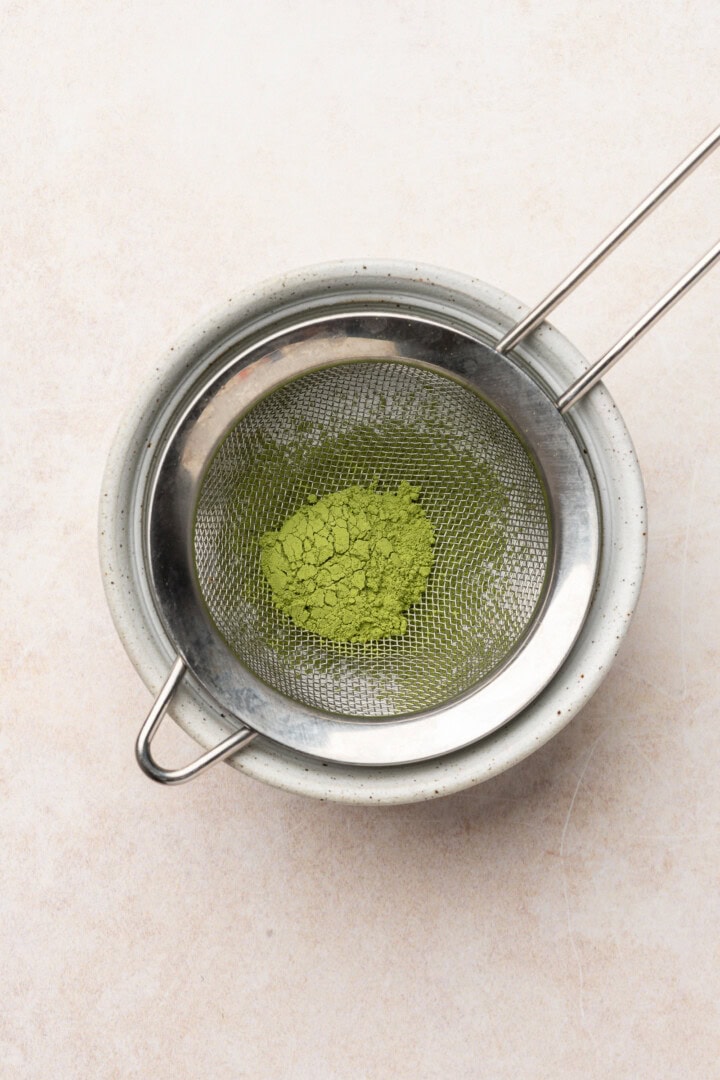 Easy Iced Mango Matcha Latte - Liv Vegan Strong